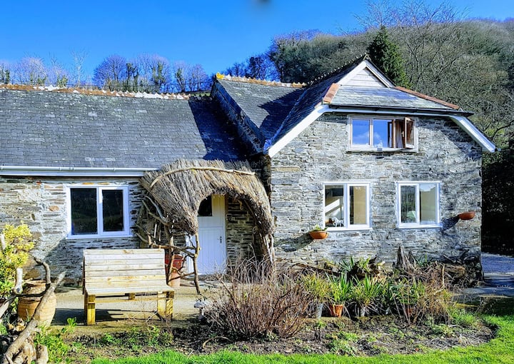 Magical Rural Retreat, The Unicorn Stable - Tavistock