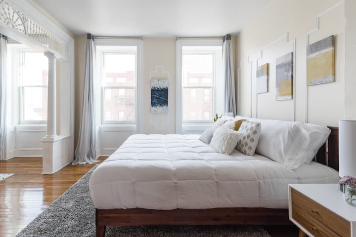 Minutes To Nyc- Classic Brownstone  | Free Parking - New Brighton - Staten Island NY