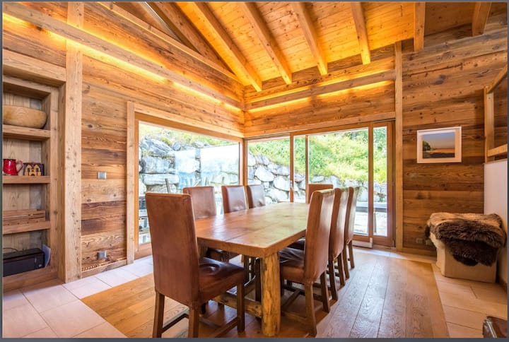 A Stunning, Luxurious Alpine Retreat! 云中的宫殿! - Veysonnaz
