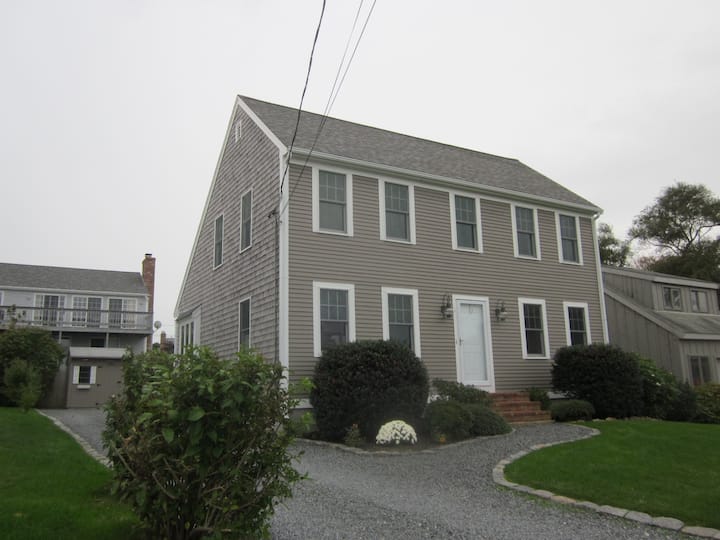 Spacious Family Home - Walk To Town Neck Beach - Sandwich, MA