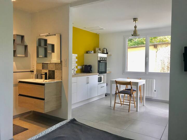 Charmant Studio Chez L'habitant - Pessac