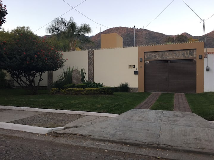 Ajijic, La Floresta  Casa Familiar - Ajijic