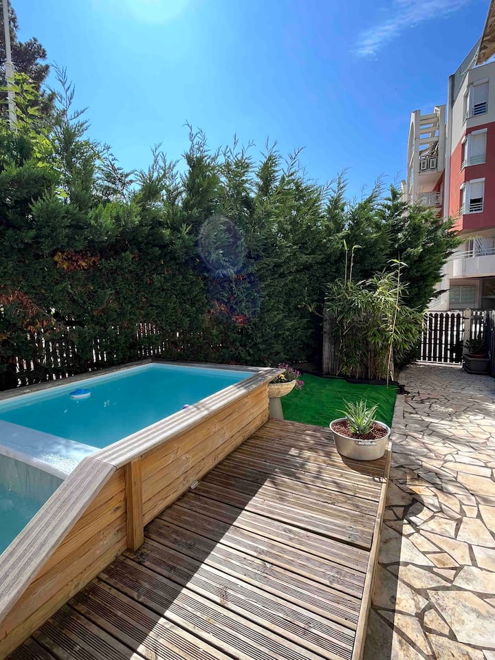 Villa Lumineuse En Hyper Centre Avec Piscine - Arcachón