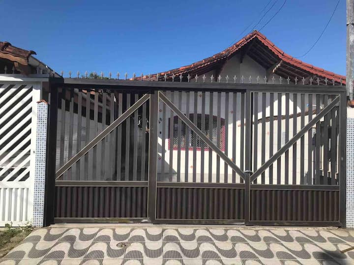 House 400 Meters From The Beach! (Praia Grande) - Praia Grande