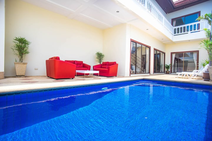 4bdr Private Villa With Pool In Pattaya - Pattaya City