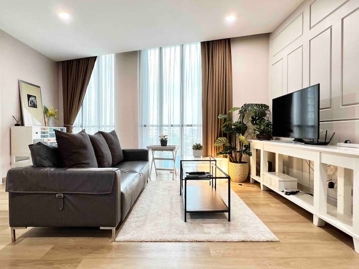 ห้องพักหรูบรรยากาศสุดชิคใจกลางเมือง - Bangkok