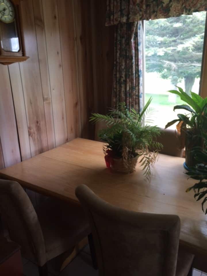 Fully Furnished In-law Apartment. - Potsdam, NY