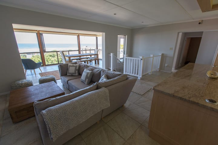Upstairs At Lexi's - Wilderness