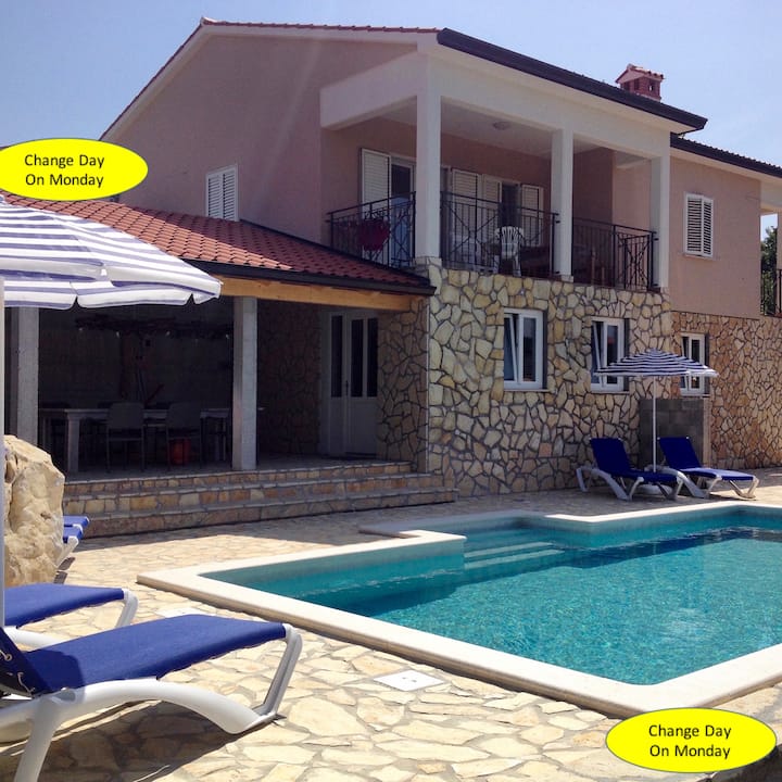 Luxe Villa Brisa Labin - Labin