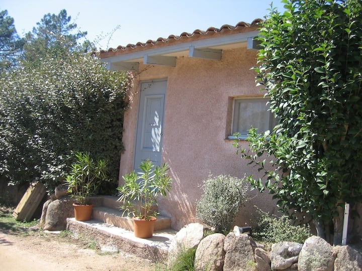 Studio Dans Résidence Avec Piscine Commune - Santa Giulia