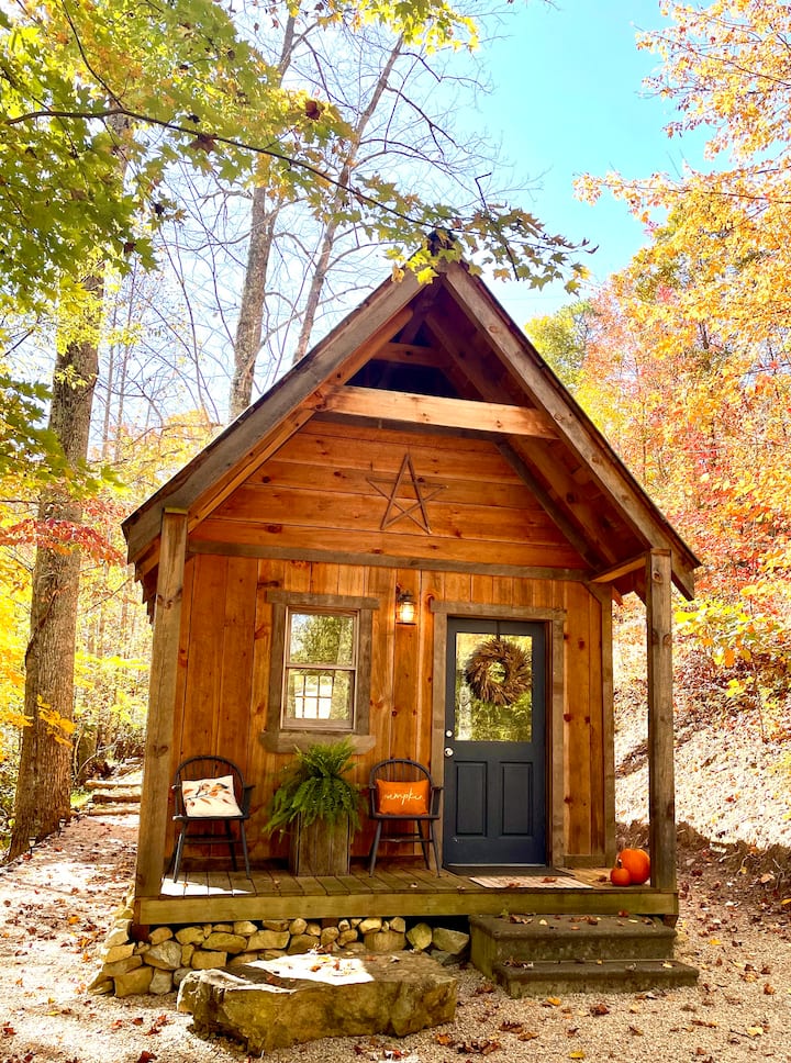 Rustic 1-bedroom Cabin In East Tennessee Mountains - Watauga Lake, TN