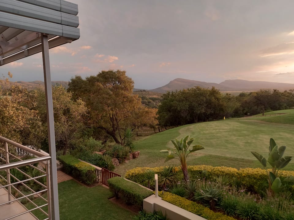 Bushveld View Estate Vacation Rentals & Homes - North West, South ...