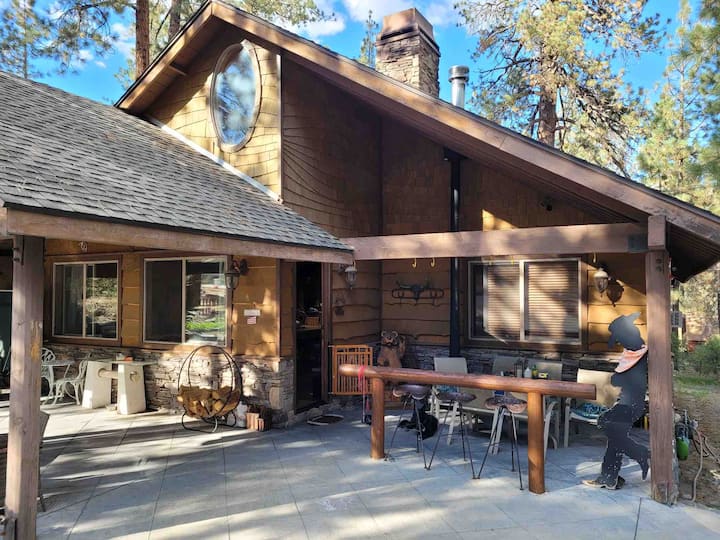 Beautiful Cabin In The Mountains - Mount Baldy, CA