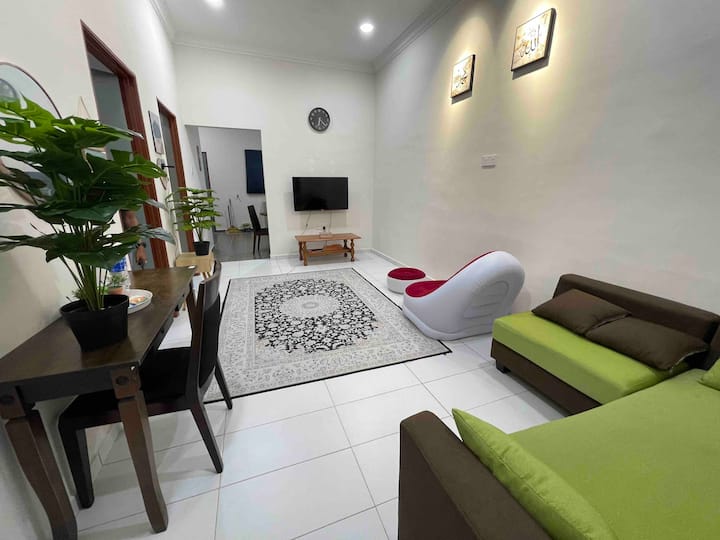 Tejah Homestay ( Fateha Unit) - 士乃