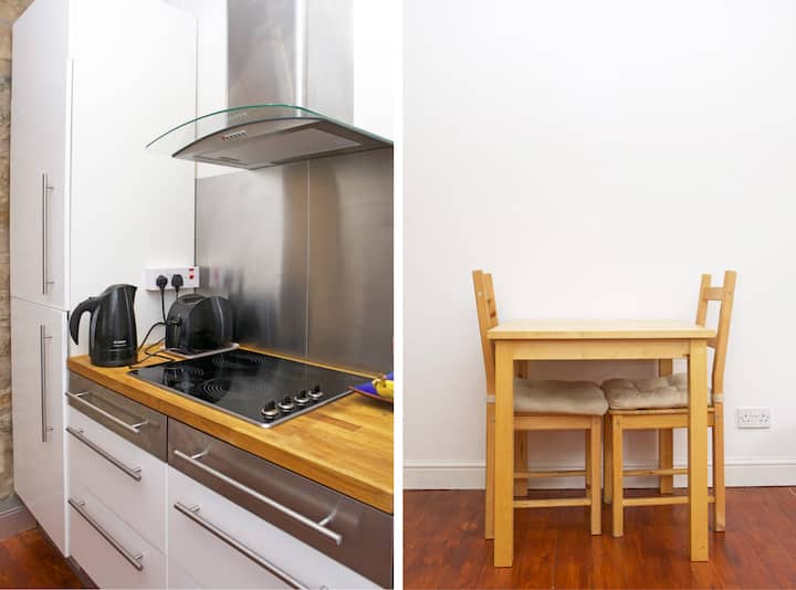 City Centre, Lovely Reviews, Near Tram & Train. - Leith