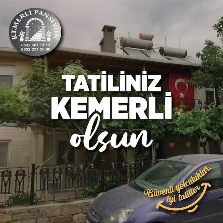 Birden Fazla Bölümden Oluşan Bina - Gökçeada