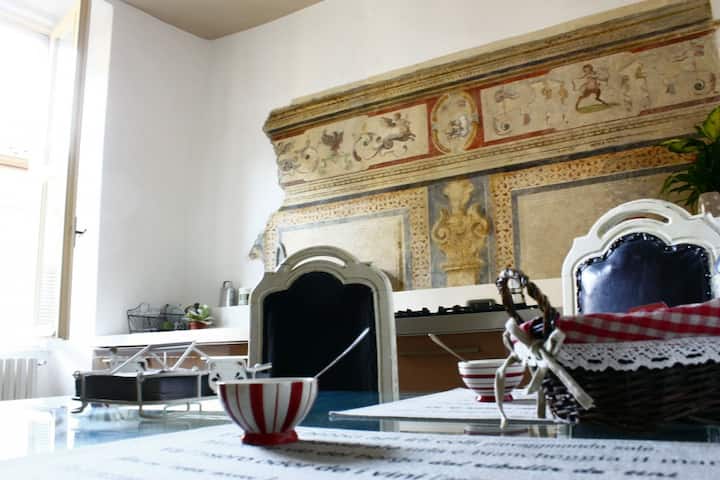 Accademia Deluxe, Ampio Bilocale Con Affresco - Bergamo
