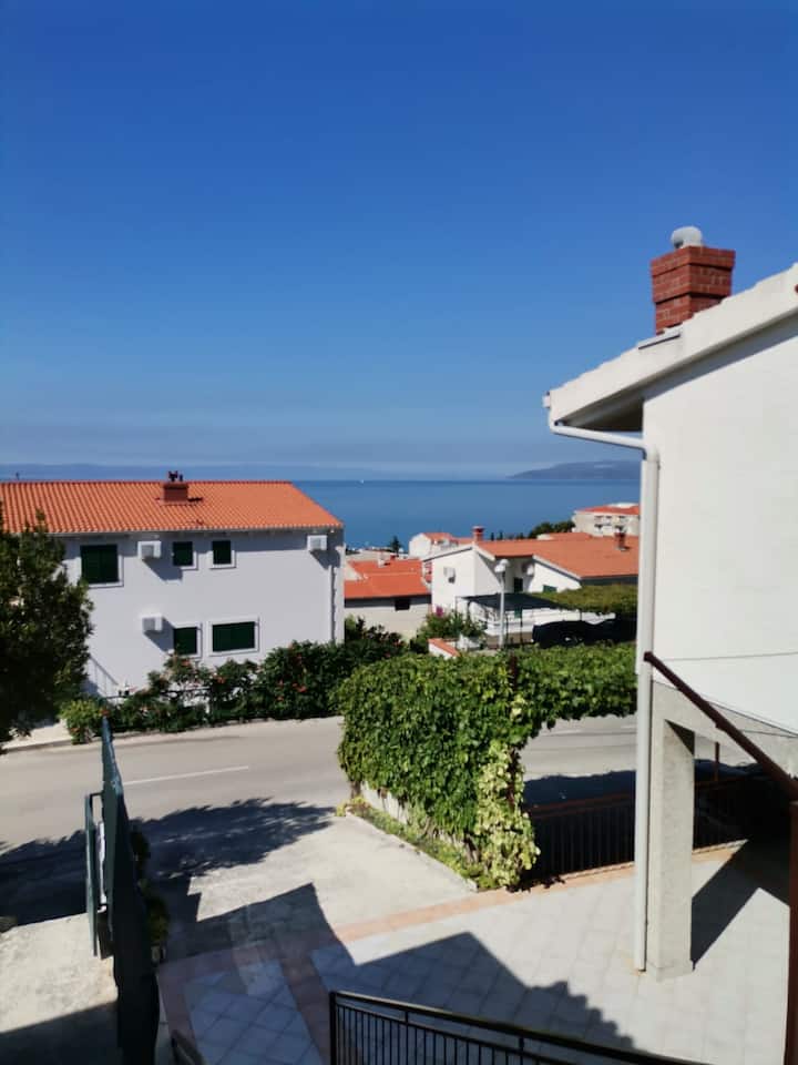Comfort, Beautiful 3 Bedroom Apartment - Makarska