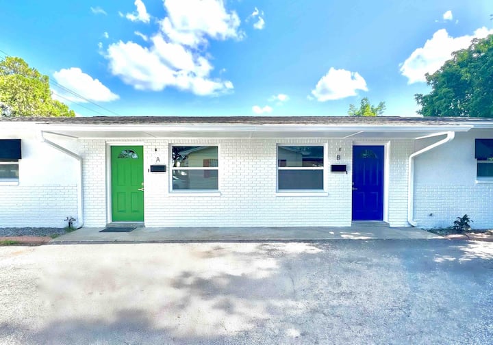 Cute Villa In Seminole Heights - Temple Terrace, FL