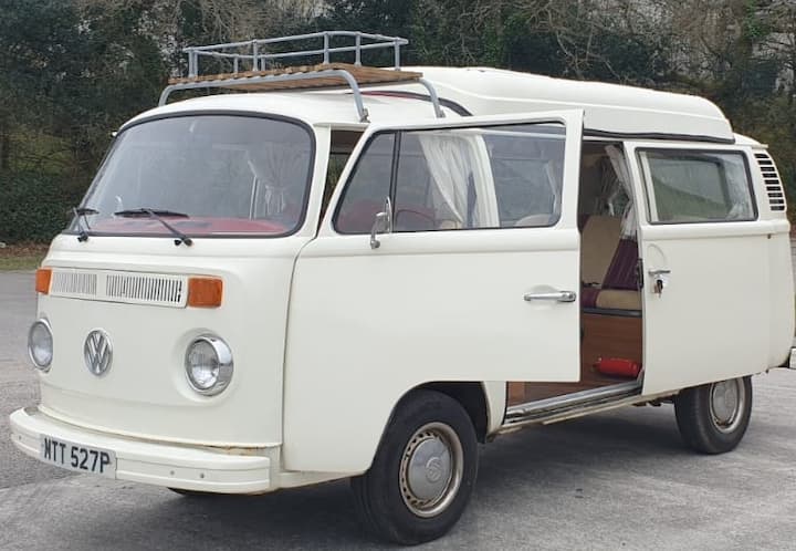 Trixie - 1973 Vw Campervan For Self Drive Hire - 法爾茅斯