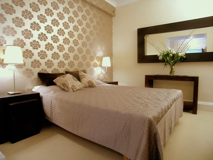 City Centre Suite, Edinburgh - Edinburgh