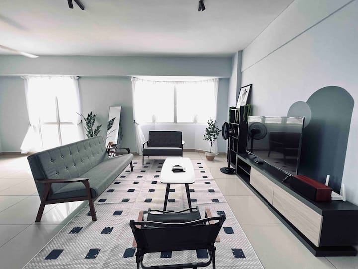 Main Place Usj21 Chic Grey 3br For 6 Pax - Subang Jaya