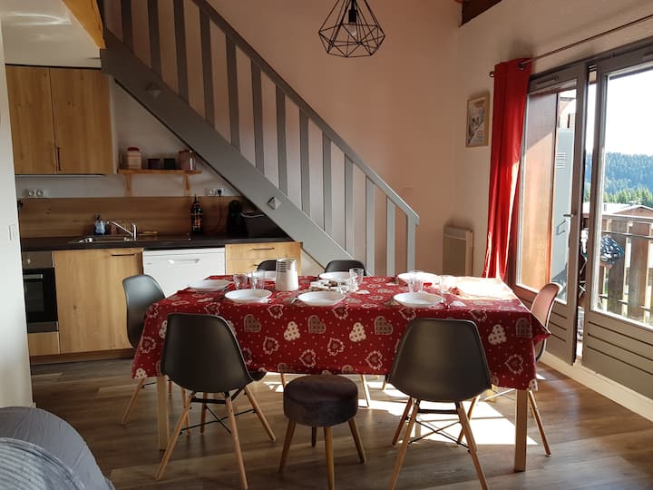 Le Vesine 1, Appartement Tout Confort 3 Chambres - Praz de Lys Sommand