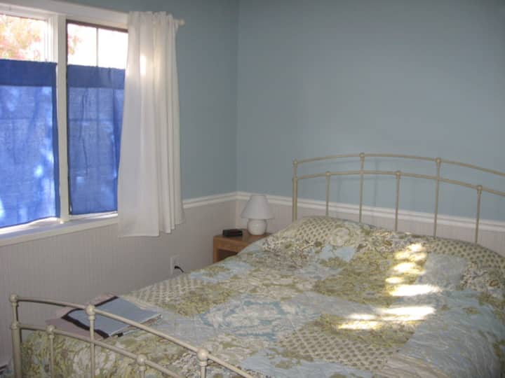 Harborside-walk To Subway - Boston, MA