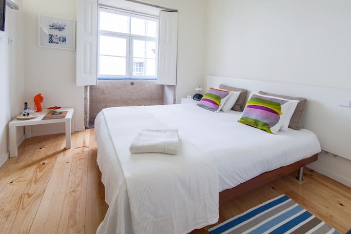 Clérigos Orange (Double Studio) - Porto