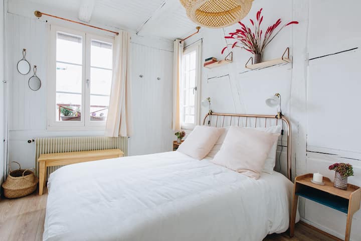 Grand Studio En Pleine Petite France - Strasbourg
