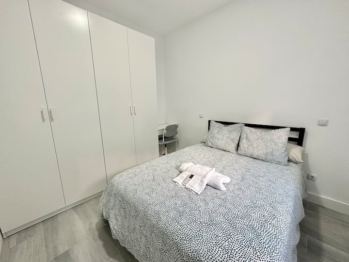 Habitación Doble, Gran Armario. - Leganés