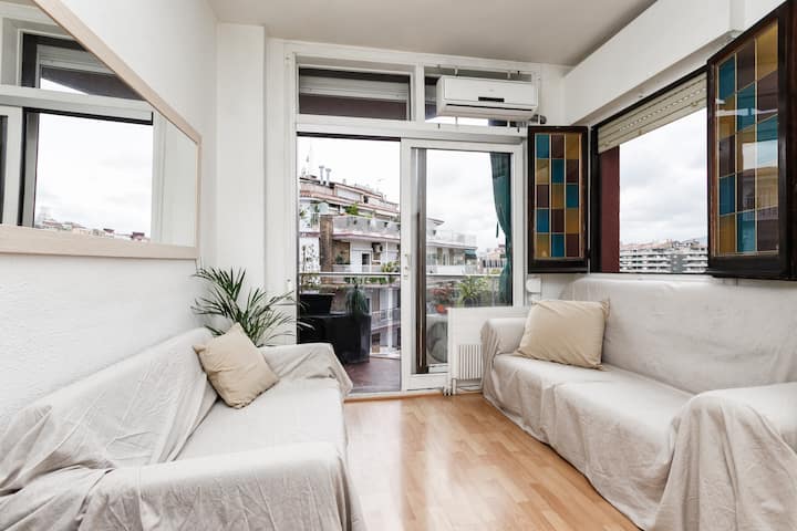 Gorgeous Views In Eixample Center - Barcelone