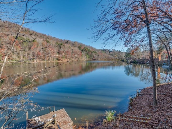 Lakeside Condo Sleeps 8 With 2 Kayaks - Lake Lure, NC