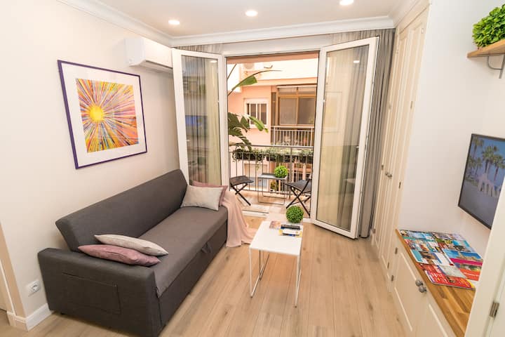 Cosy Brand New Historic Center Flat With Balcony - Malaga, Espagne