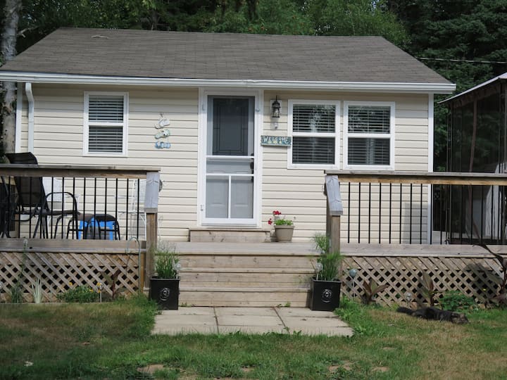 Charming Cottage At Parlee Beach, Nb - Shediac