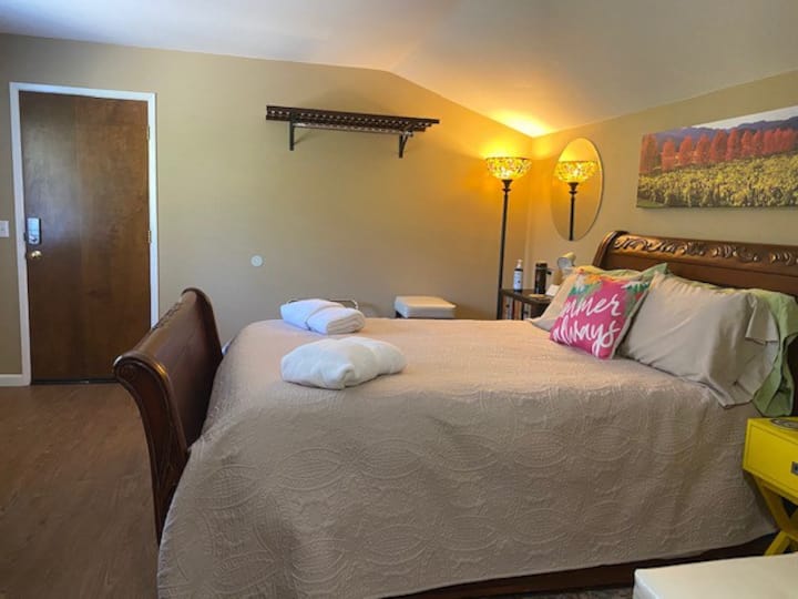 Private Entrance Room - 1.3 Mi To Downtown - Paso Robles, CA