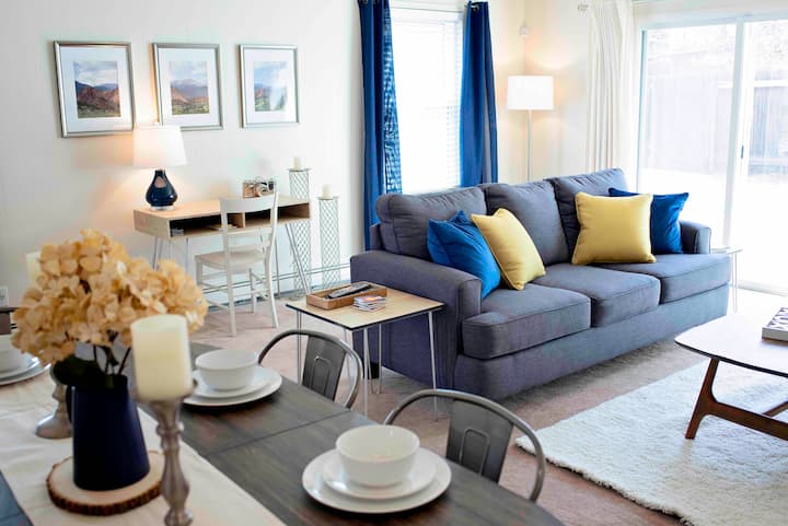 *Broadmoor Area* Family Friendly, Hiking, Zoo - Colorado Springs, CO