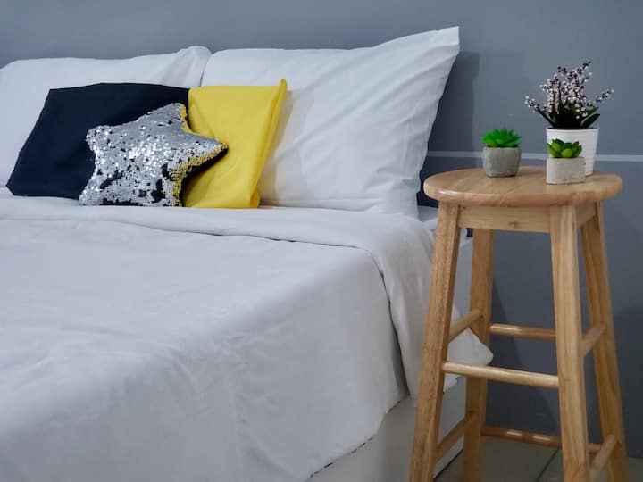 Unit 2 /Walking Distance To Burnham & Night Market - Baguio
