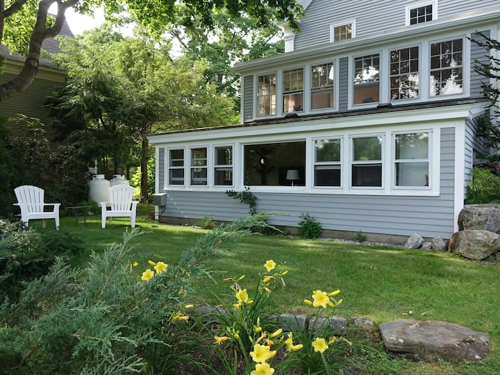 Peaceful & Private Rockport Village 1br Apartment - Rockland, ME