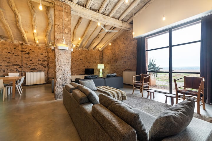 200 M² Casa ∙ 2 Habitaciones ∙ 8 Huéspedes - Fraga