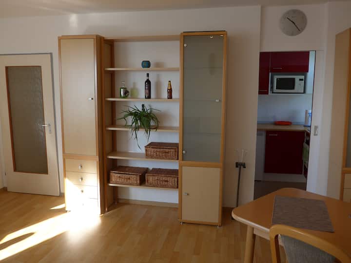 Flat With Good Travel Connection, Private Parking - Erlangen