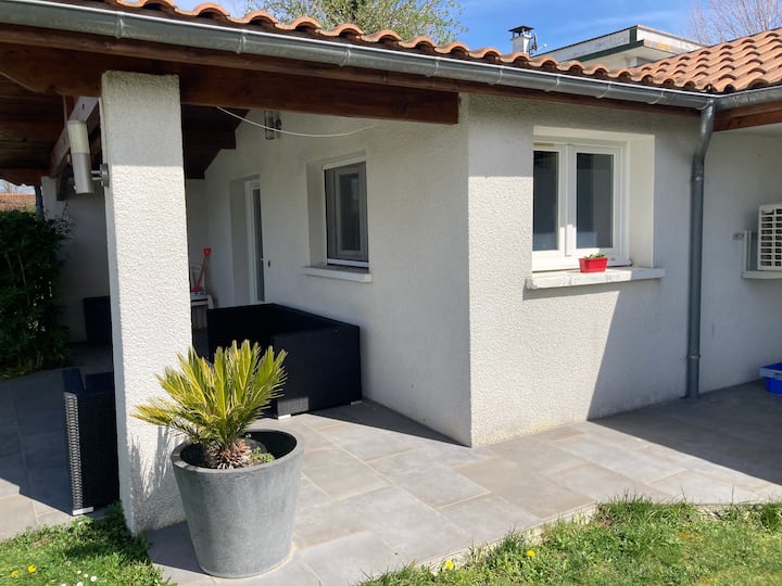 Maisonnette Type Studio Indépendant - Tarbes