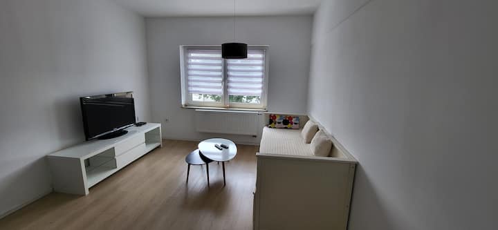 Trade Fair/airport, Neu 3 Room Apartment + Balcony - Düsseldorf