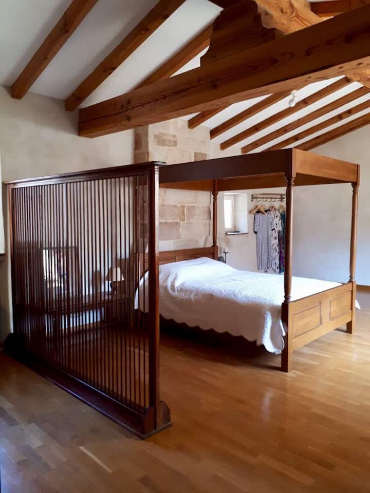 Hôtel Particulier Xviième 75m2 Centre Historique - Uzès