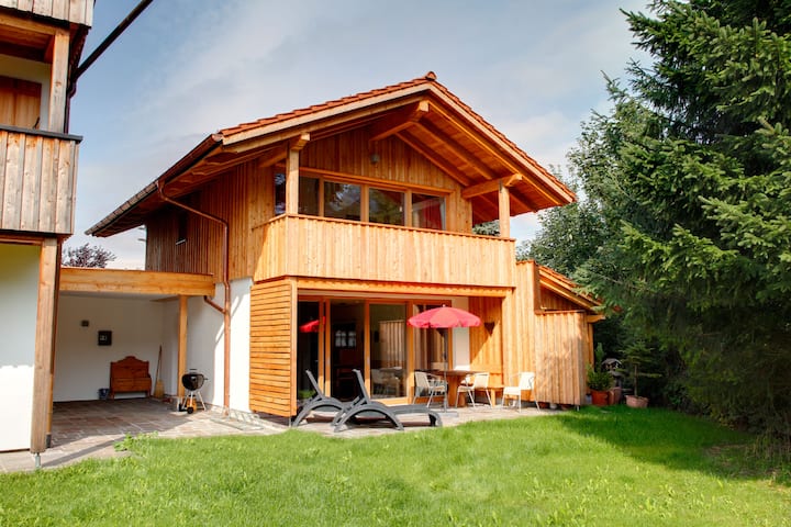 Exclusive 70 M² Chalet With Mountain Views - Füssen