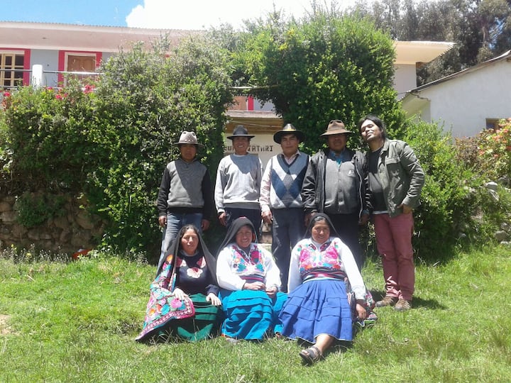 Lugar Encantador En La Isla Amantani - Puno