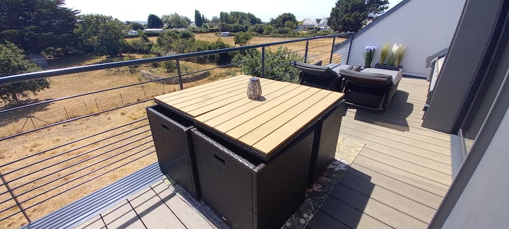 Bel Appartement Avec Terrasse Et Sa Petite Vue Mer - Groix