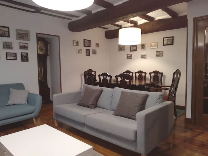Hirutxulo Rental - Old Town - San Sebastián