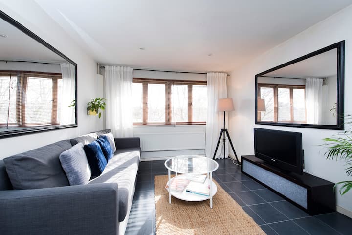 Cosy 3 Bed Flat In Camden Town - London