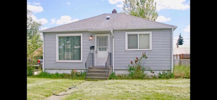 Cozy Little Rancher On Quiet Street. - Spokane, WA